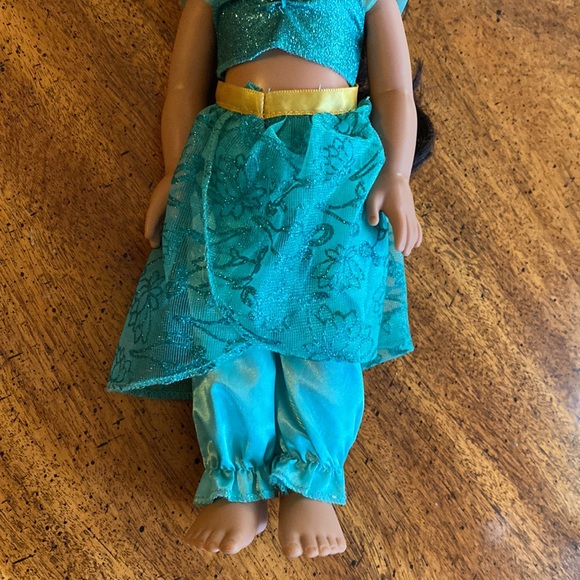 Disney | Toys | Disney Princess Jasmine Doll In Hood Condition Clean ...